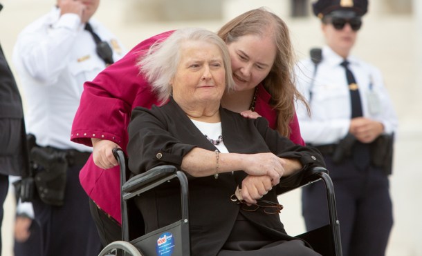 Aimee Stephens, plaintiff in 1st trans civil rights case heard by ...