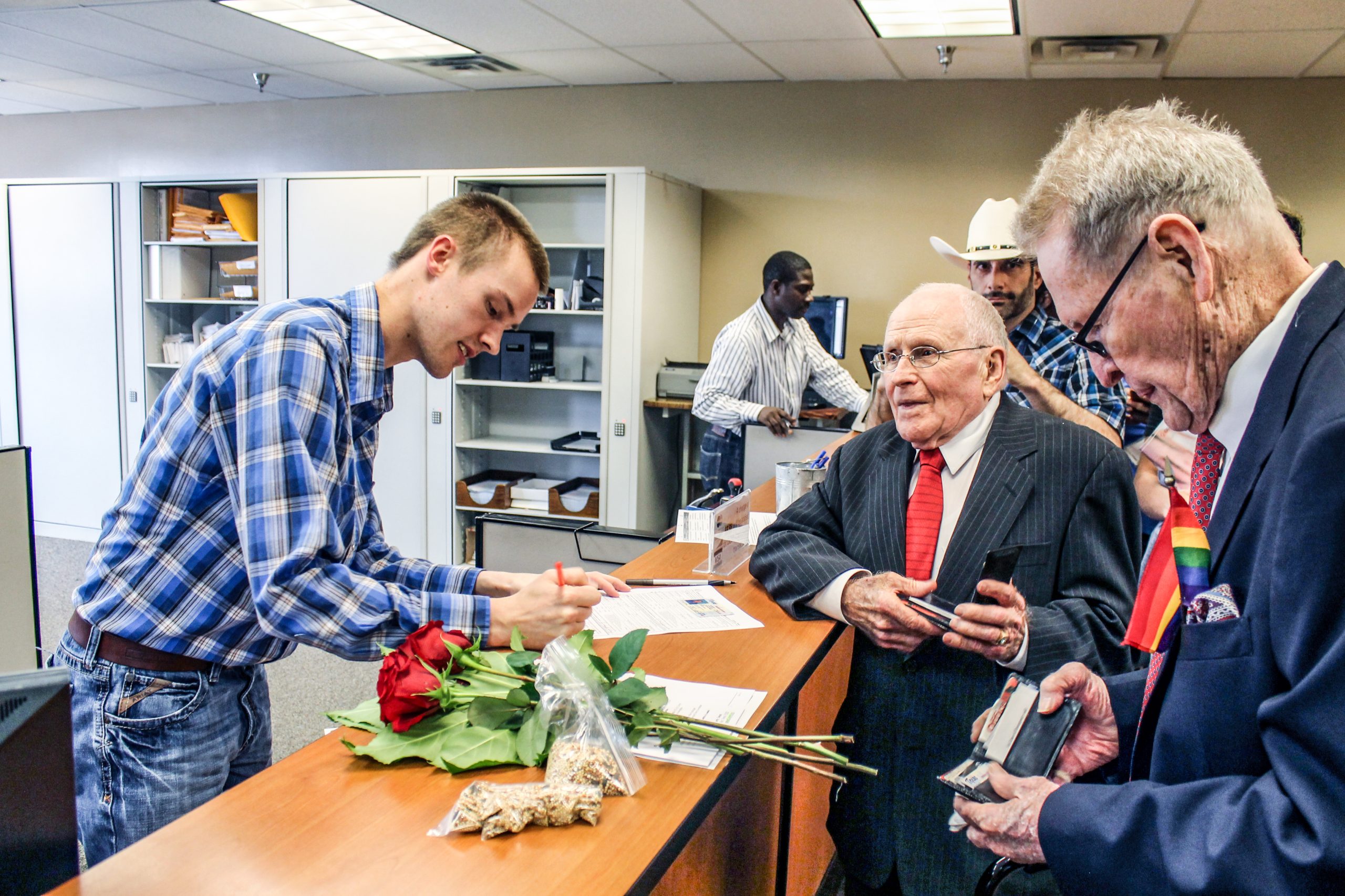 Dallas judge celebrates 10 years of marriage equality with free ...