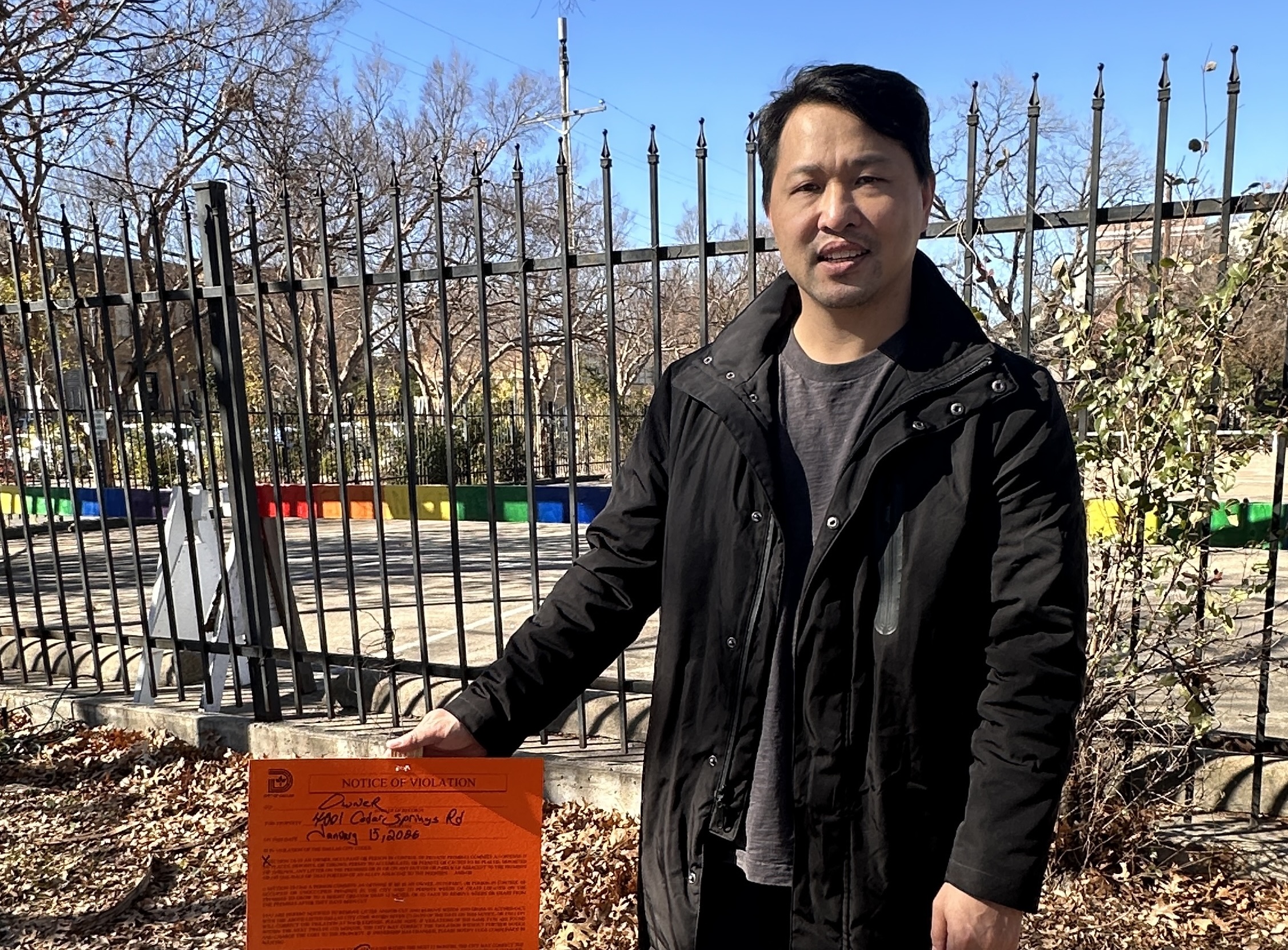 Code enforcement posts violation on Caven lot for littering — but that ...